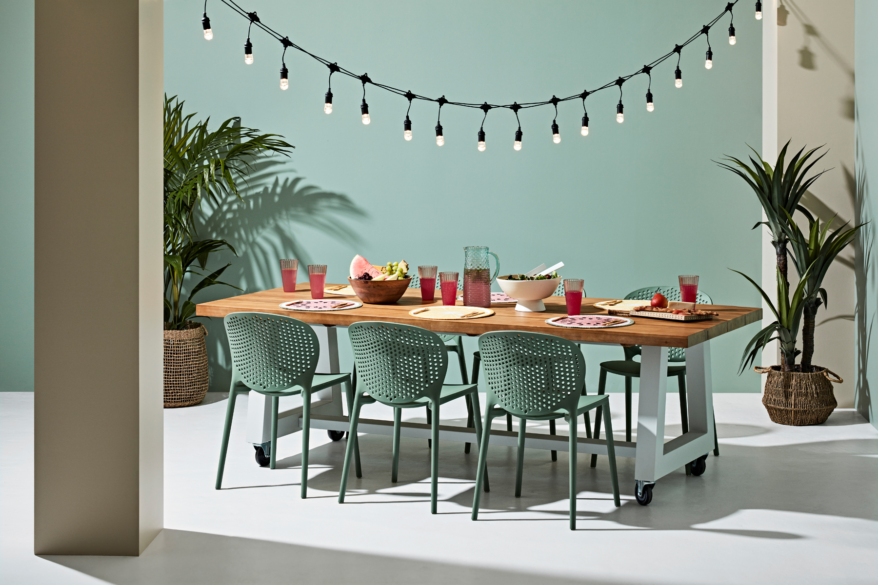 An Outdoor Zone for Every Occasion - Early Settler's Home Life