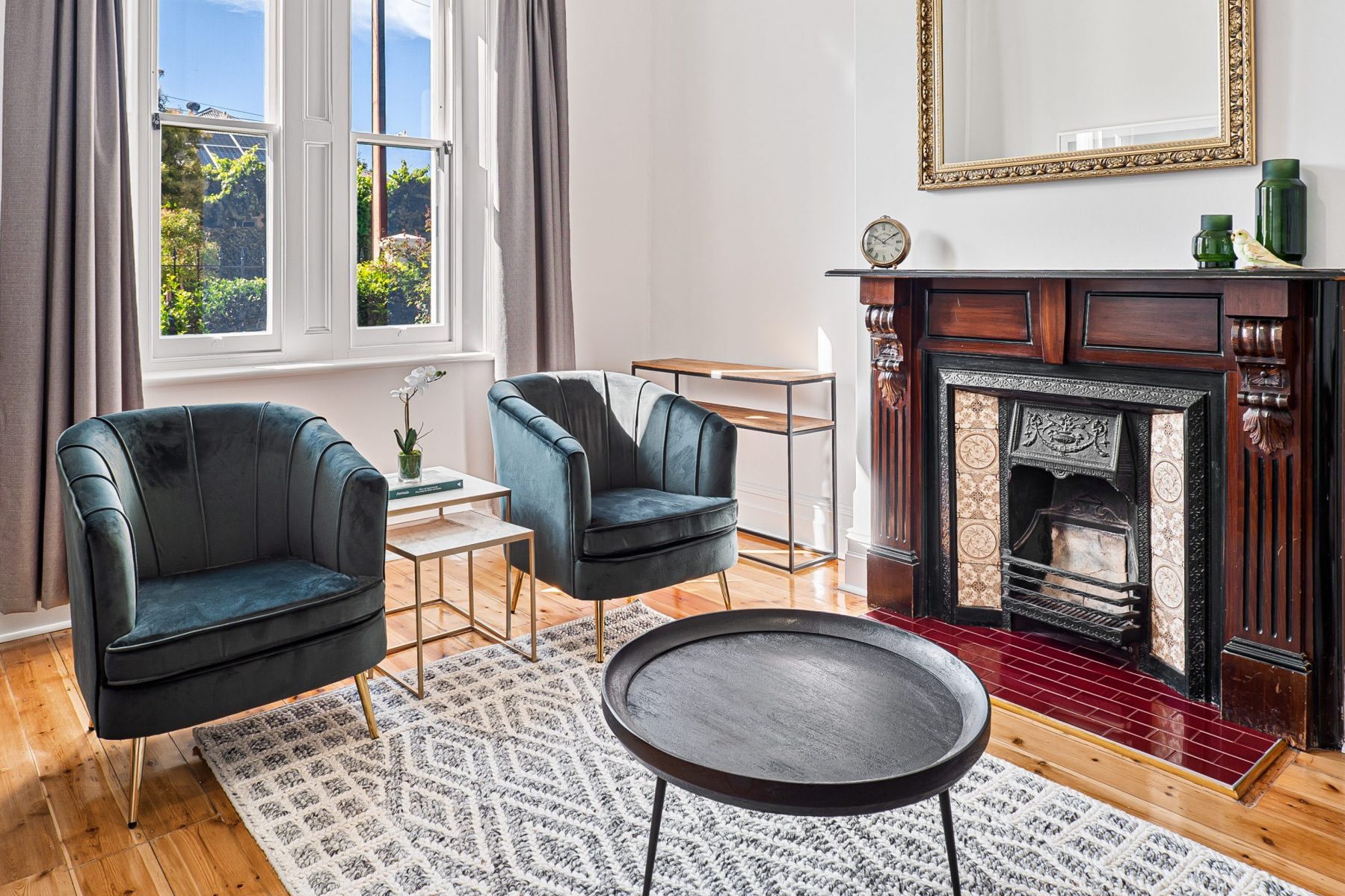 Update Your Period Home Without Losing its Charm - Early Settler's Home ...