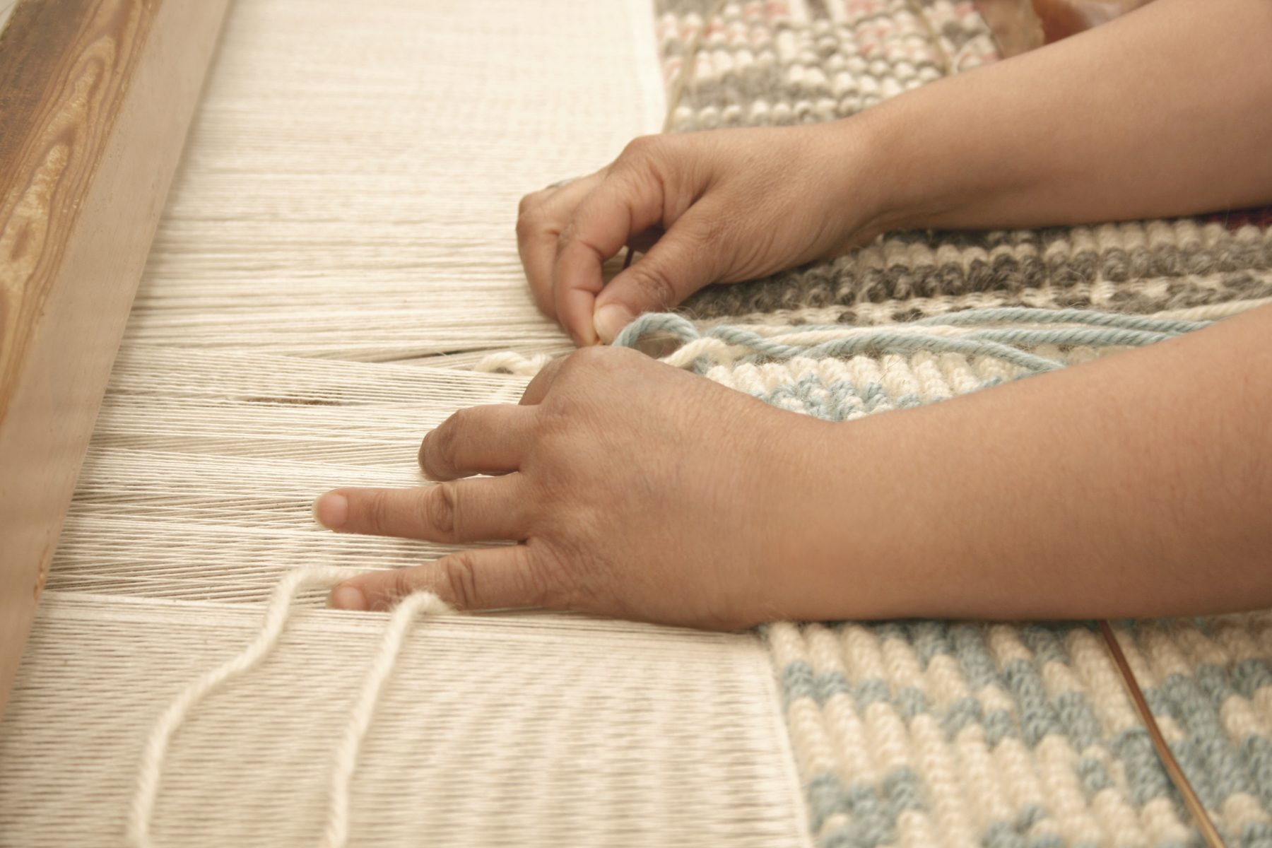 Premium Rugs Made by Hand - Early Settler's Home Life